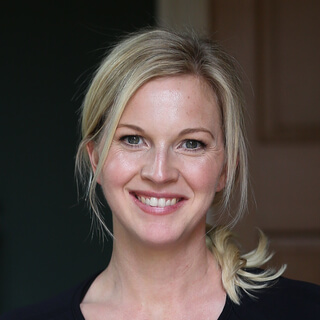 Five Minutes Of Self Compassion | Lisa Abramson